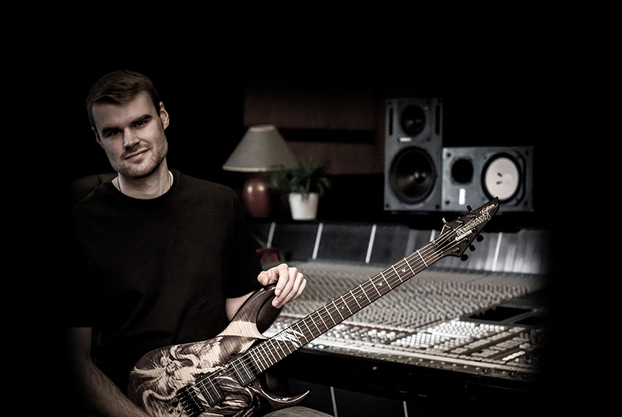 Contact – Andy Gillion